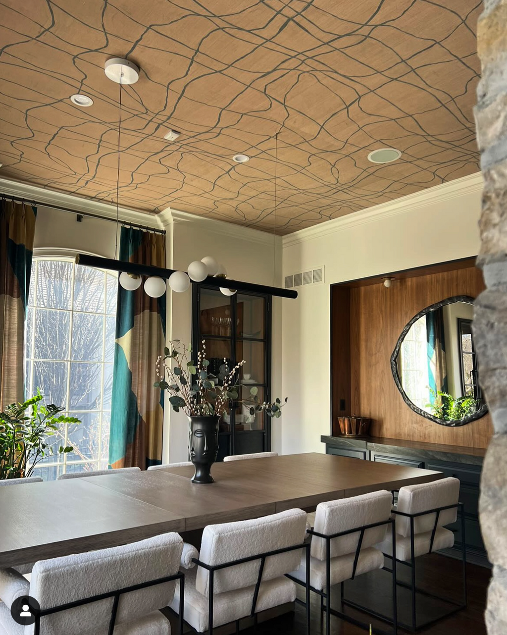 The Fifth Wall: Crafting Atmosphere with Ceiling Wallpaper – Poppy ...